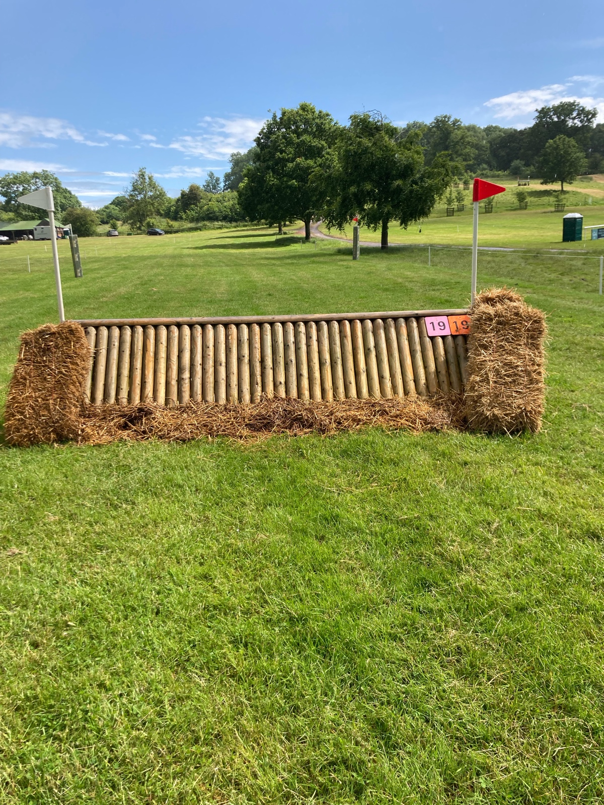 Catton Park BE 90 | CrossCountry App